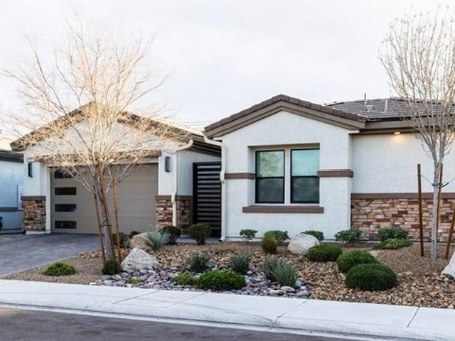 7433 Deschutes Cir, Las Vegas, NV 89129
