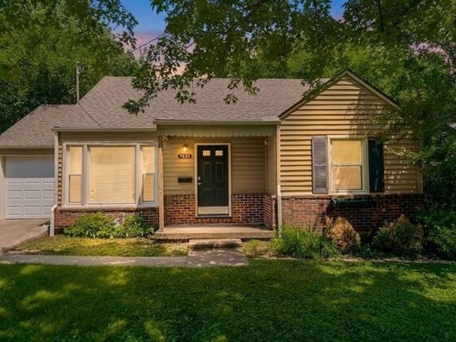 7433 Lamar Ave, Overland Park, KS 66204