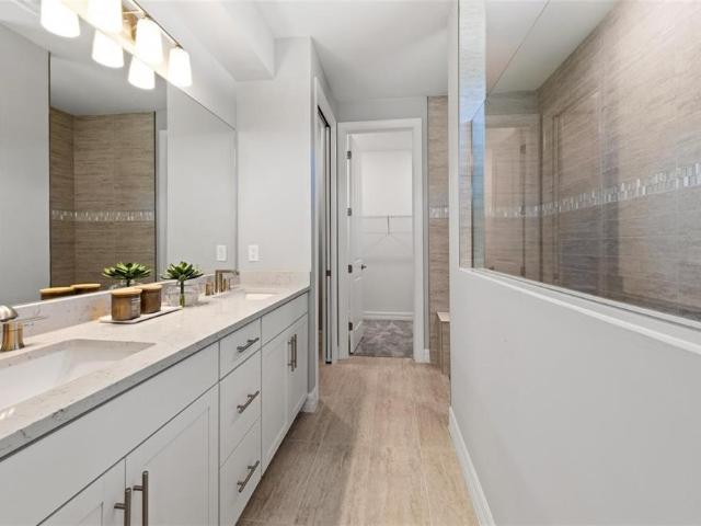 7433 Summer Ct, Sarasota, FL 34231 | MLS #TB8498