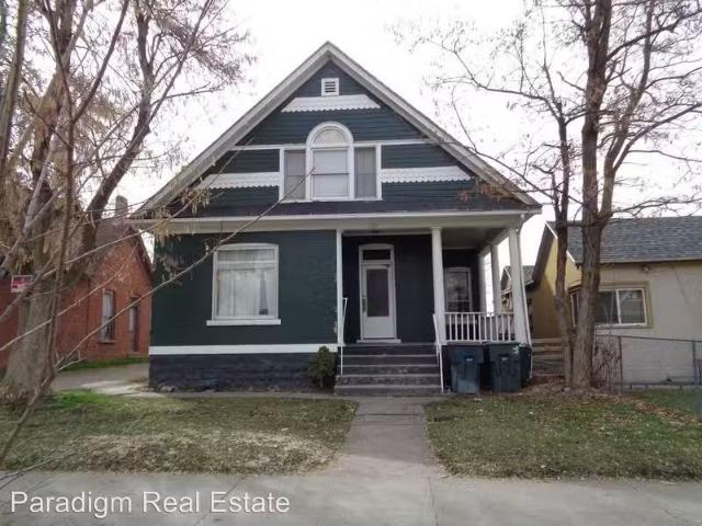 743 25th St. 743 25th St. #1 743 25th St
