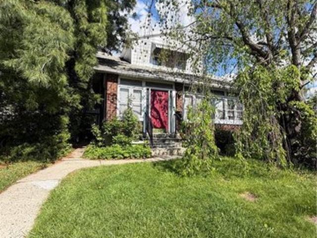 743 6th St, Whitehall, PA 18052