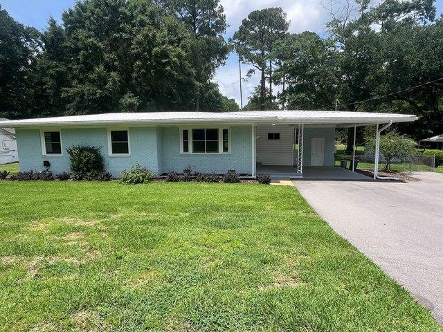 743 Carole St, Laurel, MS 39440