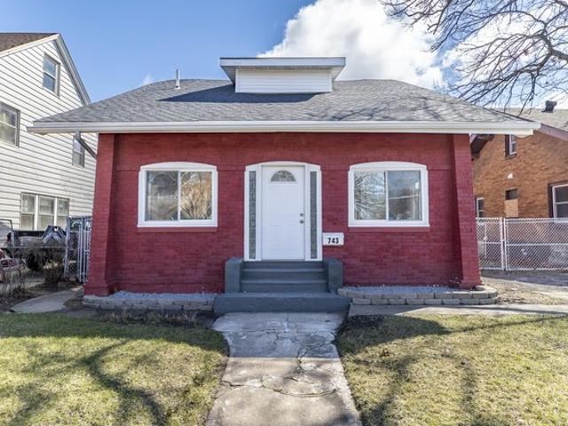 743 Buchanan St, Gary, IN 46402