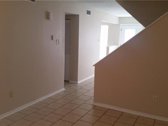 743 Gladstone Drive