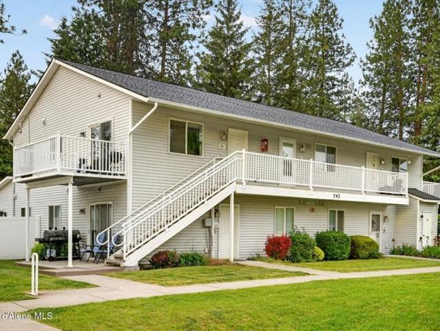 743 E Whispering Pines Ln Apt 26, Coeur d'Alene, ID 83815