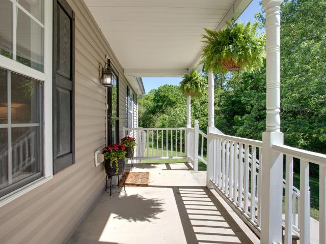 743 Elm St