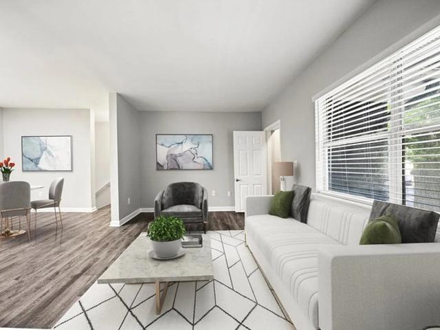 743 Holmes St NW, Atlanta, GA 30318