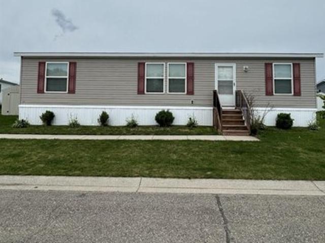 743 Morgan Dr, Flint, MI 48506