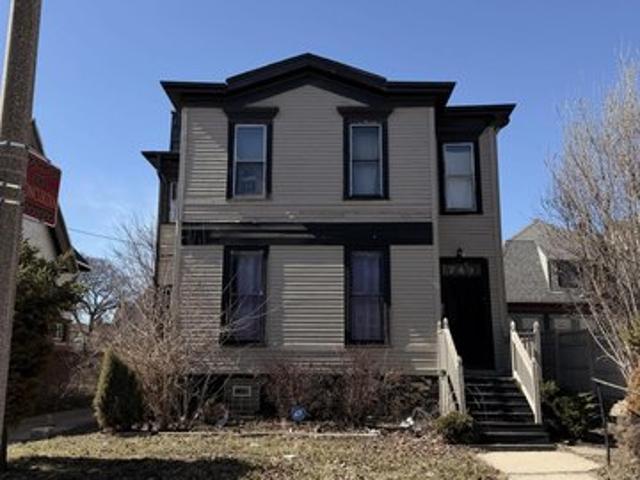 743 N 32nd St, Milwaukee, WI 53208