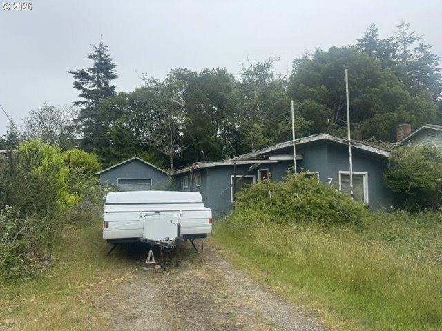 743 S Cammann St, Coos Bay, OR 97420