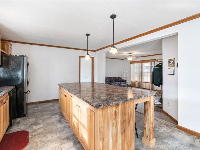 743 Slate Ave