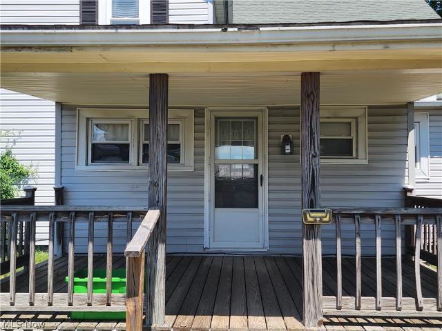 743 Pine Street