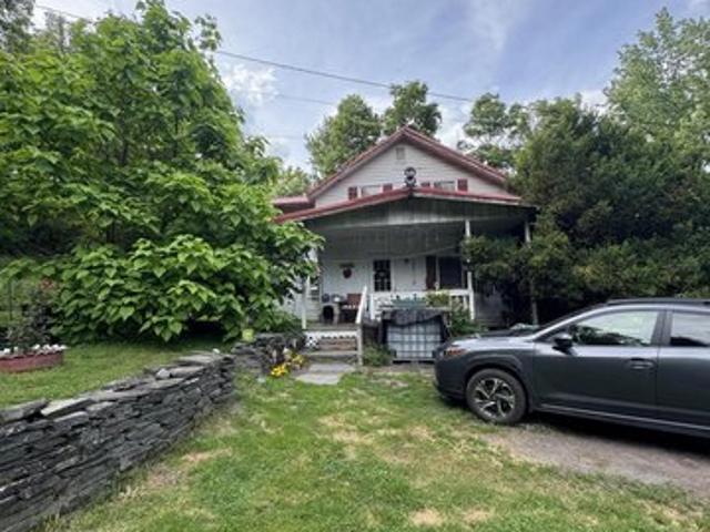 743 Pratt Hollow Rd, Nicholson, PA 18446