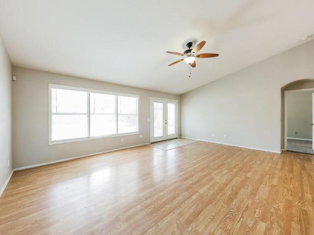 743 W Sherri Drive
