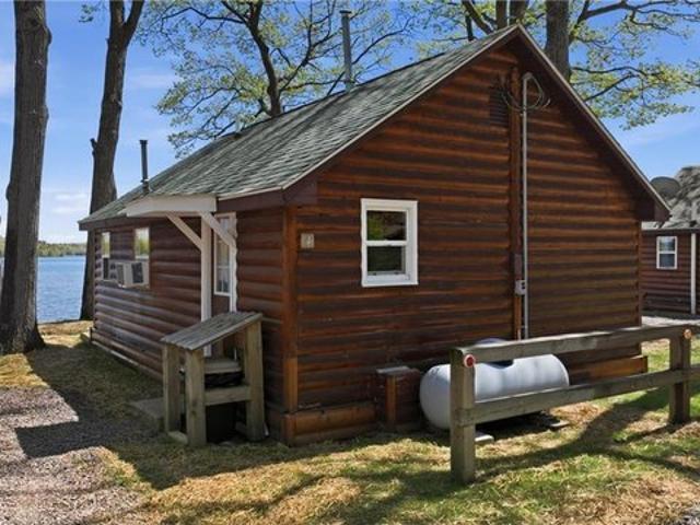7444 N Pats Landing Rd Unit 4, Hayward, WI 54843