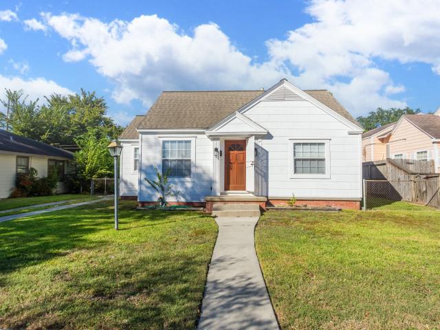 7447 Magnolia St, Houston, TX 77023 | MLS #75532 | Compass
