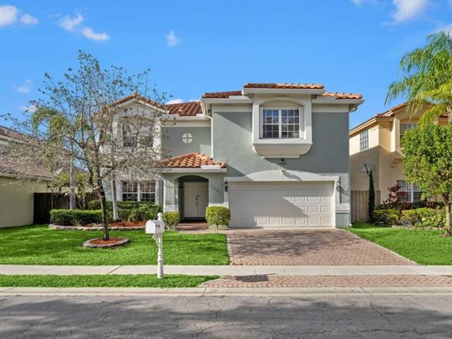 7447 NW 25th St, Margate, FL 33063