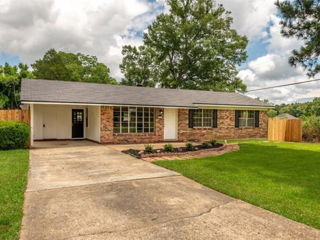 7447 Songwood Dr, Shreveport, LA 71129