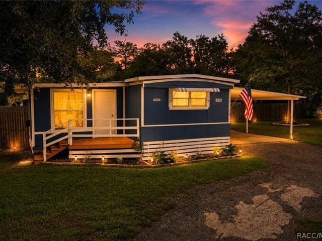 7447 W Kendale Ct, Homosassa, FL 34446