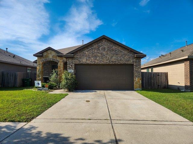 7447 Wheatley Gardens Dr, Houston, TX 77016