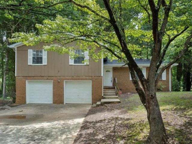 7448 Paul Ct, Riverdale, GA 30274