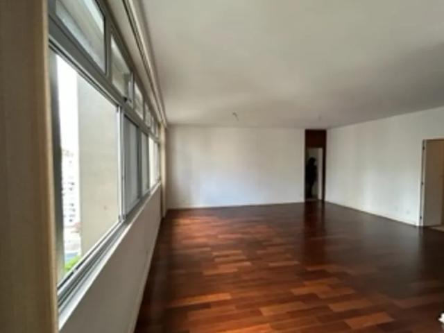 74492 Jd Paulista Excelente localização 150m2 2 vagas Próx. Colégio Dante Alighieri