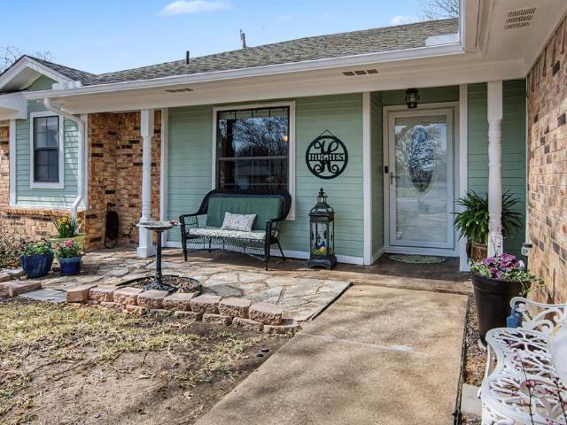 7449 Timberhill Dr, North Richland Hills, TX 76182 | MLS #21190 | Compass