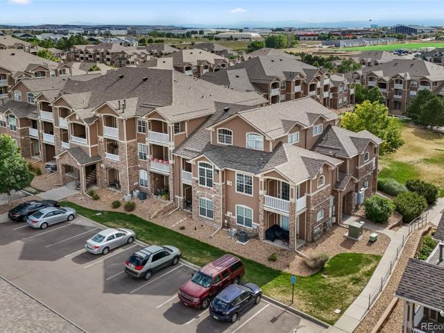7440 S Blackhawk Street # 4 305