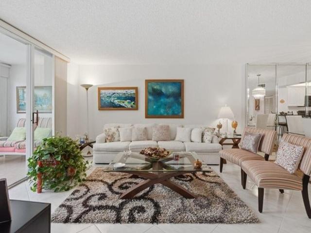 7440 Trent Dr Unit 209, Tamarac, FL 33321