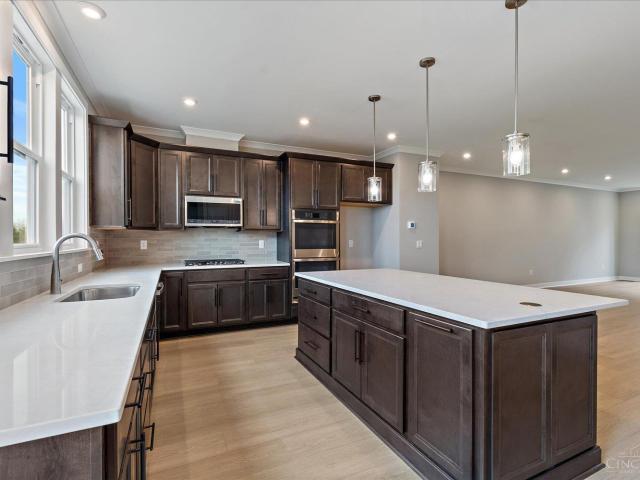 7440 Wetherington Lane