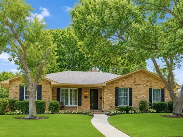 7441 Alto Caro Dr, Dallas, TX 75248