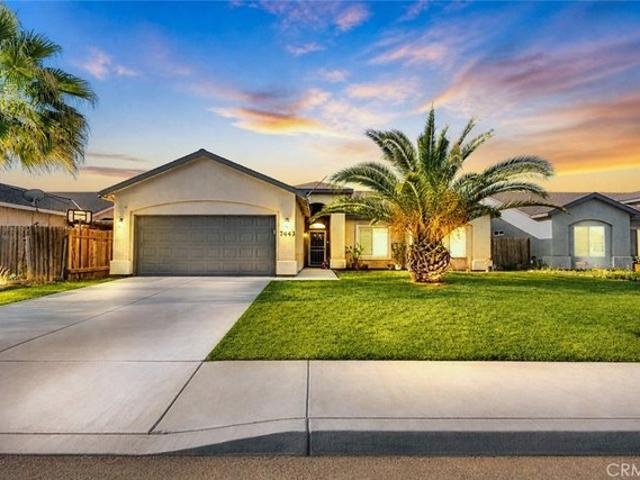 7443 Ensminger Ave, Visalia, CA 93291