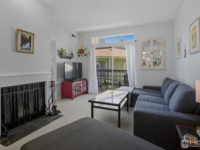 7443 Singing Hills Ct, Unit Q, Boulder, CO 80301 | MLS #1047