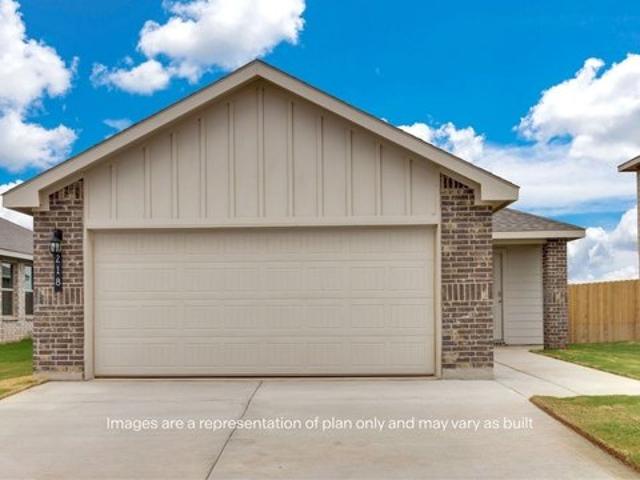 7443 10th St, Lubbock, TX 79416