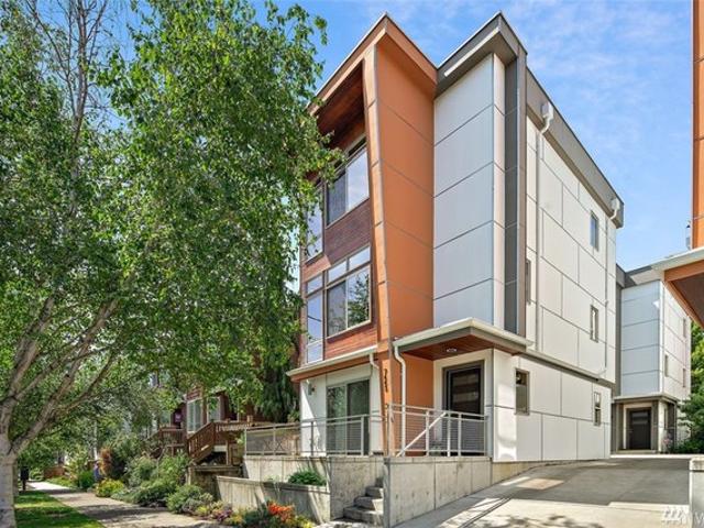 7443 4th Ave NE, Seattle, WA 98115