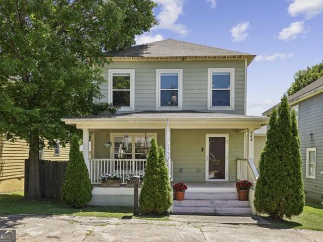 744 Garibaldi St SW, Atlanta, GA 30310