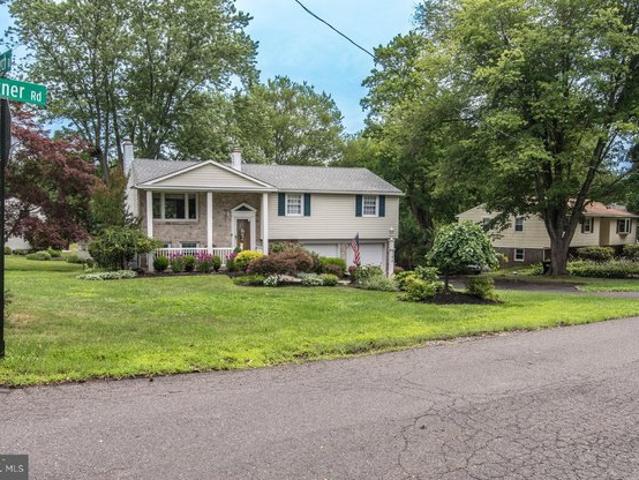 744 Kleckner Rd, Bensalem, PA 19020