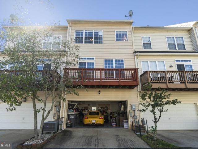744 Monument Ave, Woodbridge, VA 22191 | MLS #VAPW2110 | Compass