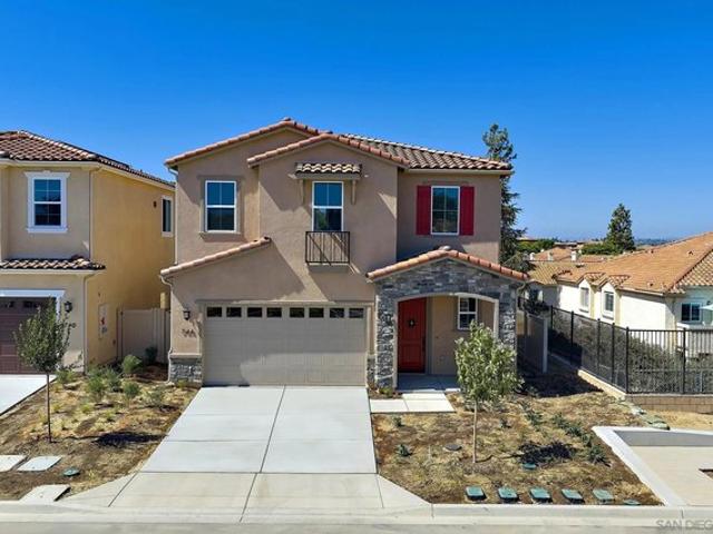 744 Michael Ct, Vista, CA 92081