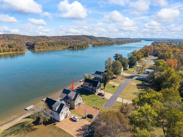 744 Miracle Rd
