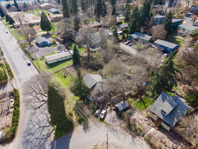 744 n main ave