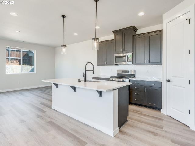 744 NW 178th St, Ridgefield, WA 98642 | MLS #325614 | Compass
