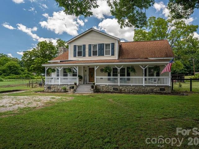 744 S Grove Street Ext, Lincolnton, NC 28092