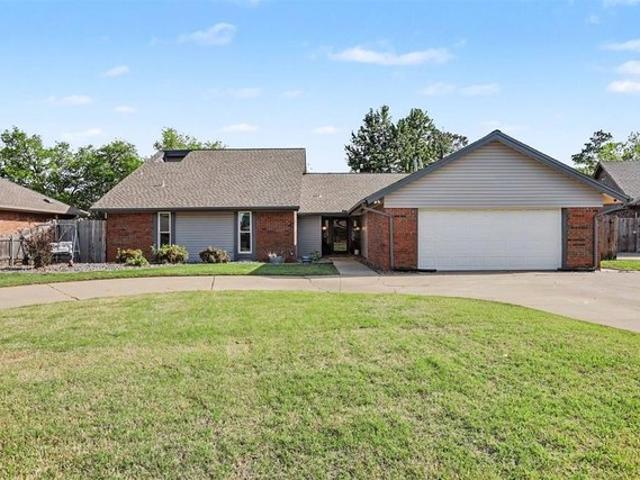 744 SW 101st St, Oklahoma City, OK 73139