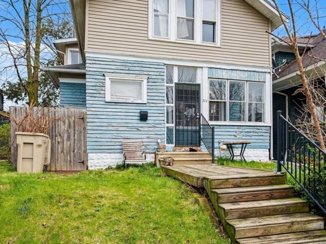 744 Portage Ave, South Bend, IN 46616