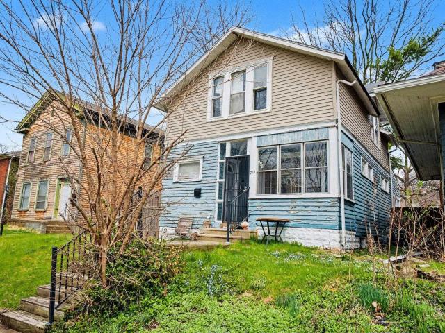 744 Portage Avenue