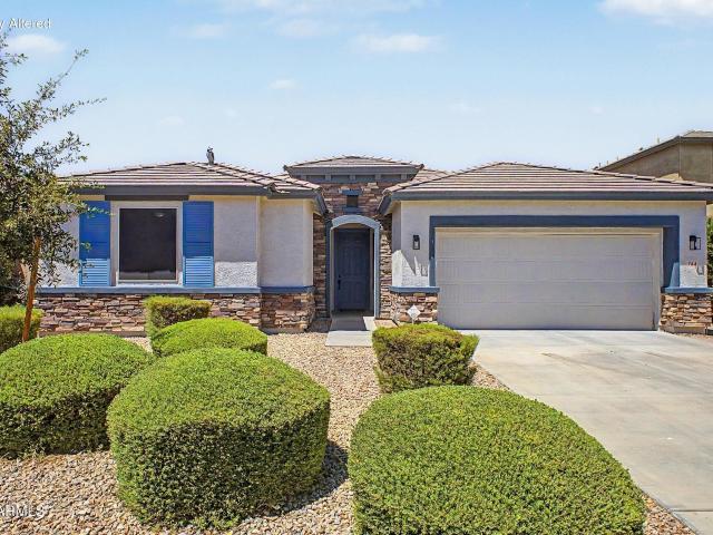 744 w desert hollow drive