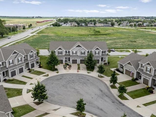 744 W Shawnee Court