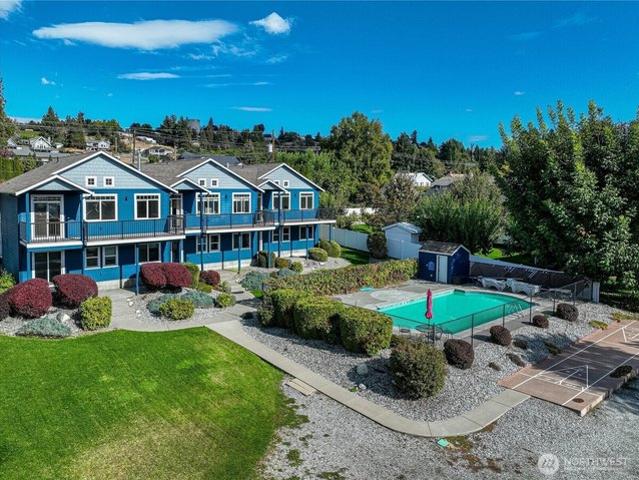 744 Wapato Way Unit C, Manson, WA 98831