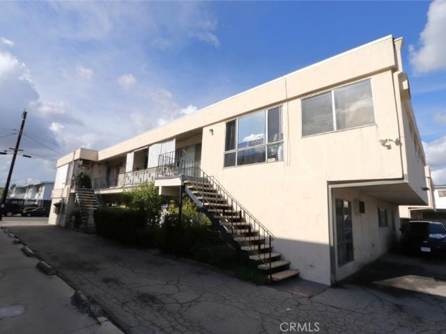 7454 Canby Ave, Reseda, CA 91335 | Compass